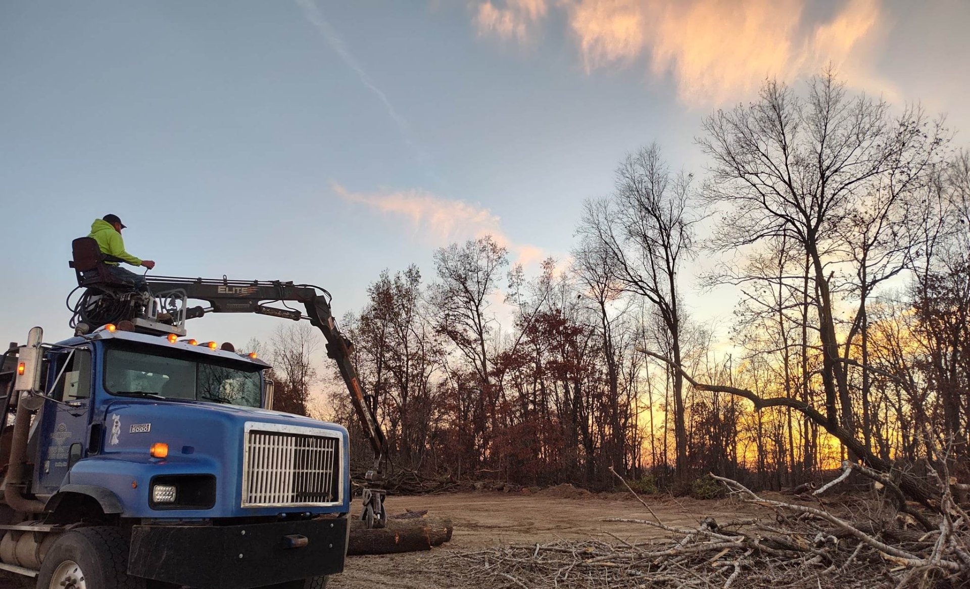 About Us - Ghost Logging